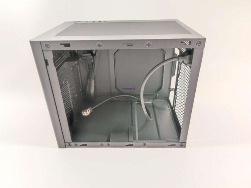 Test obudowy SilverStone Sugo 16