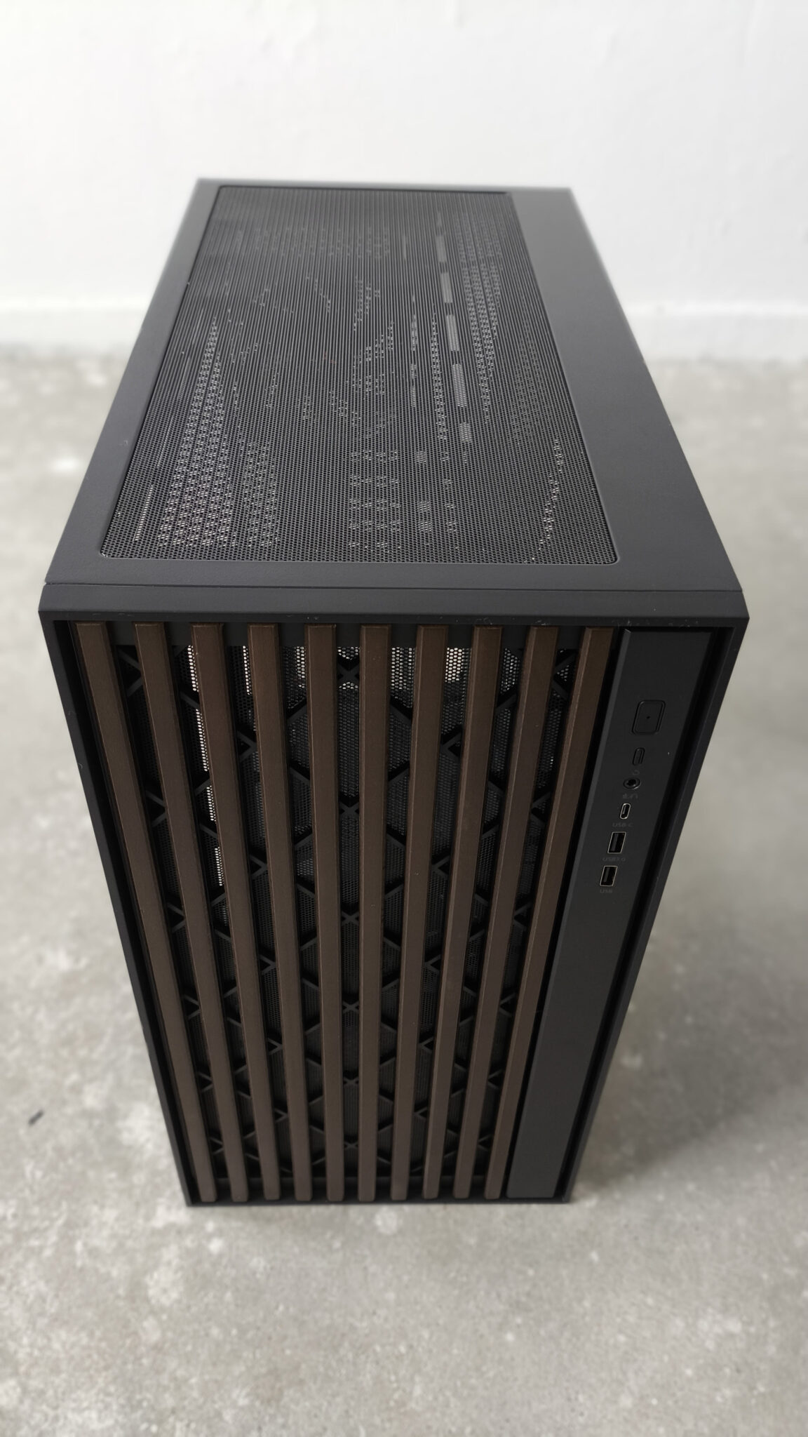 Krux Palum - test najnowszej obudowy w ofercie Kruxa | WhatNext.pl